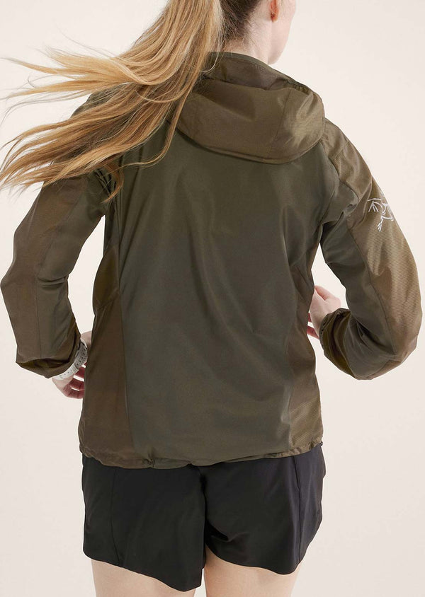 Arc'teryx Women's Norvan Windshell Hood - PRFO Sports
